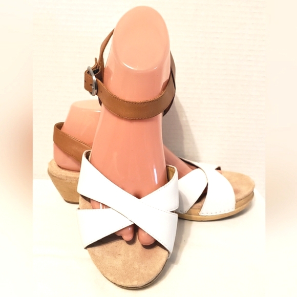 Dansko | Shoes | Dansko White And Caramel Leather Larissa Sandals Size ...